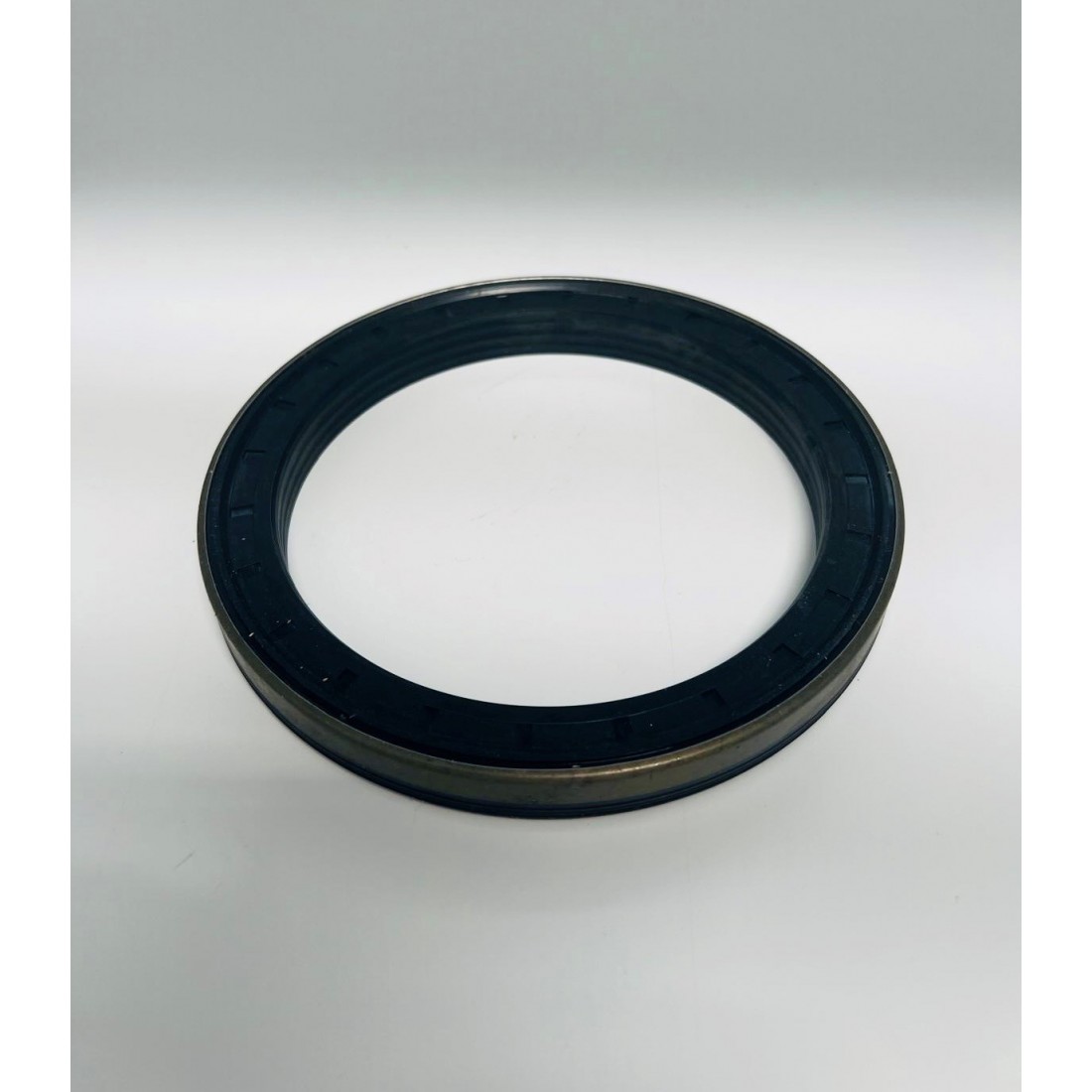 Hub Seal 127x160x15.5/17 Aftermarket Alternative to JCB 904/50033 and ...